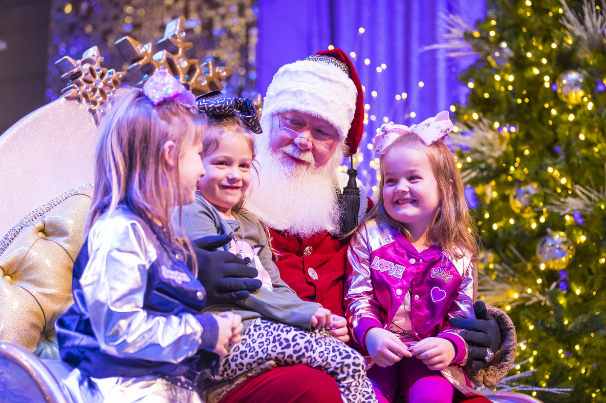 Santa at Sundance Square - DFWChild