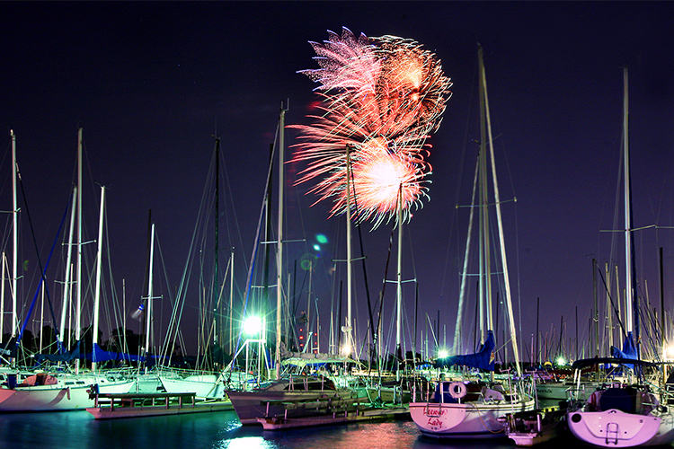 Friday Night Fireworks - DFWChild