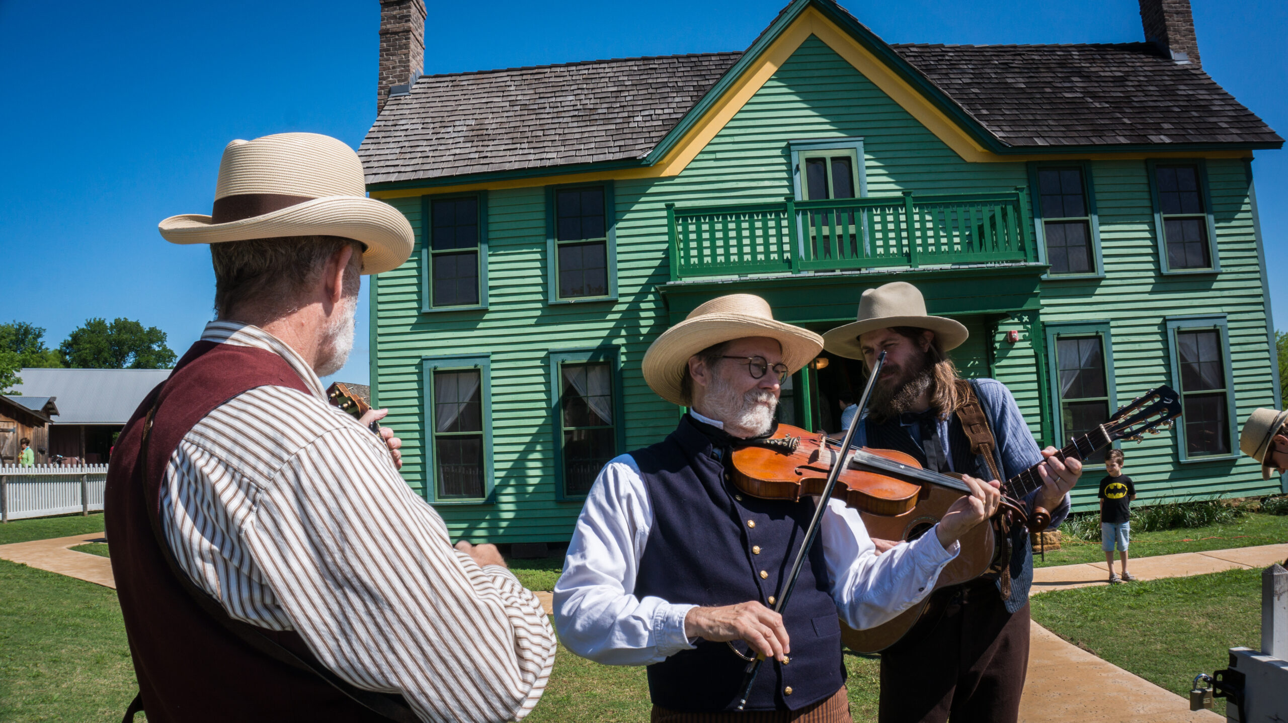 Nash Farm's Barn Dance and Pie Auction - DFWChild