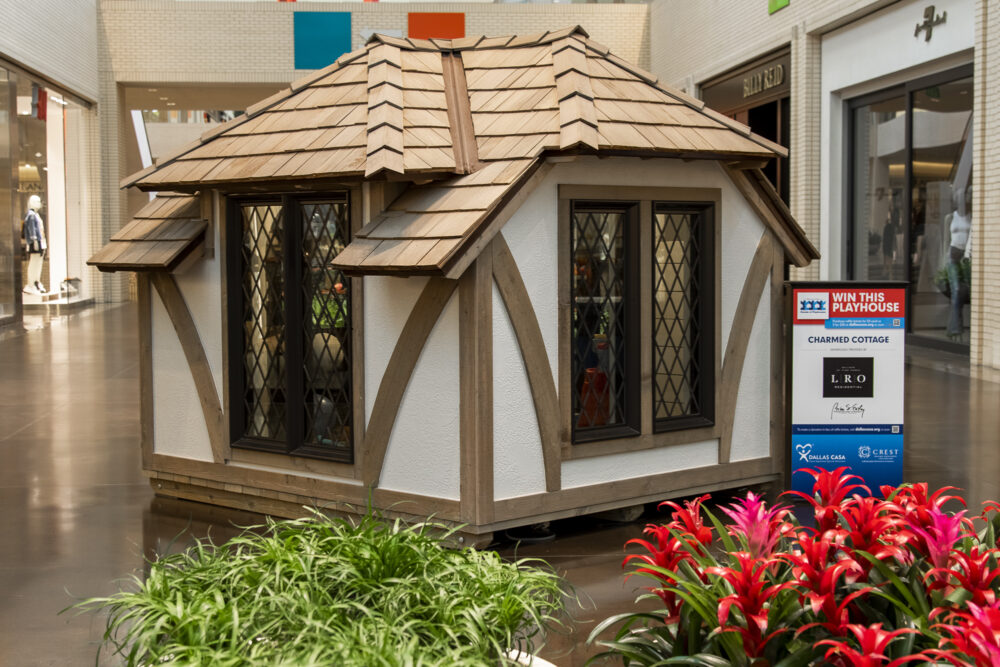Dallas CASA Parade of Playhouses - DFWChild