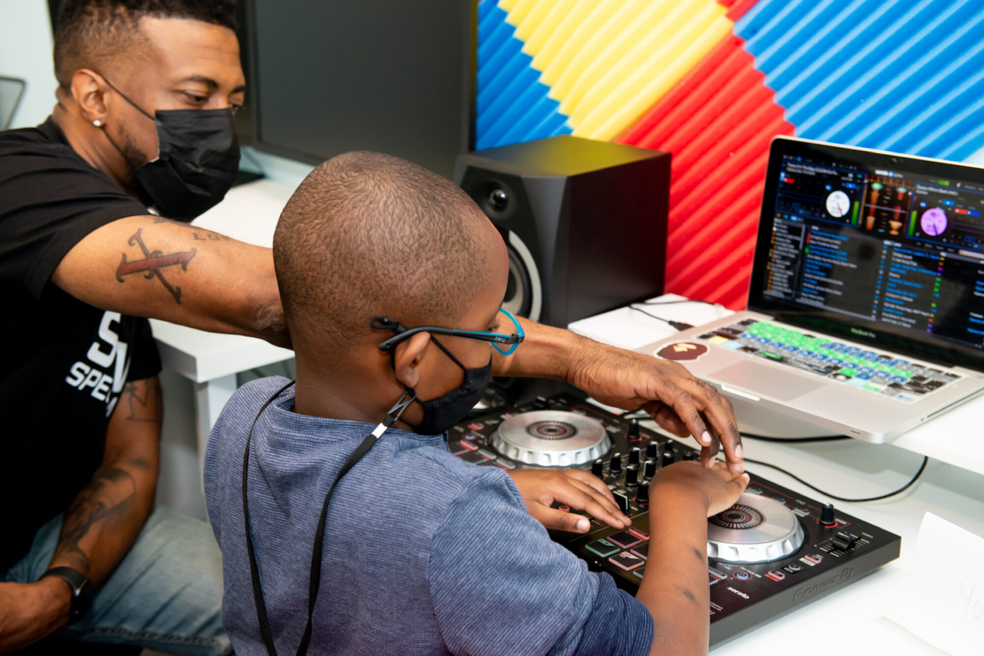 Spin the Spectrum Teaches DJ Skills to Those with Autism - DFWChild
