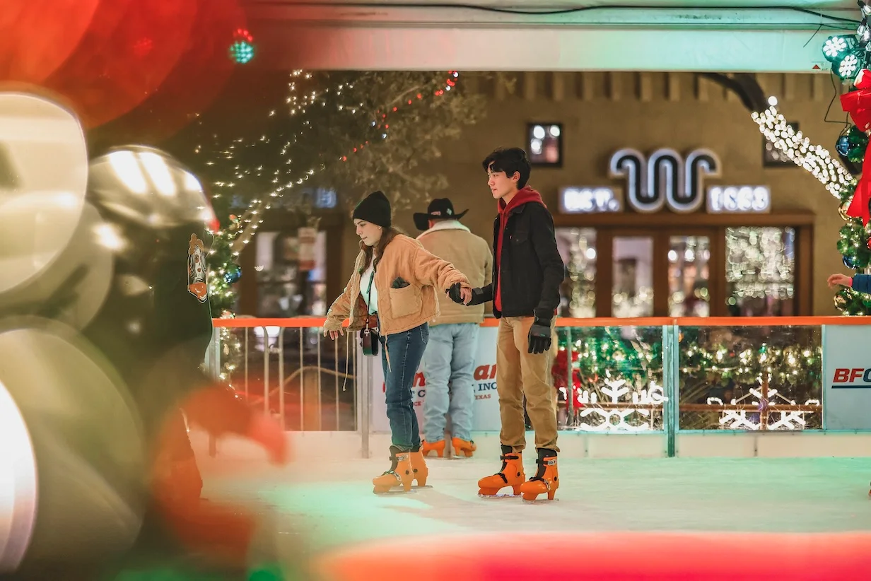 6 Best Ice Skating Rinks for Families Around Dallas