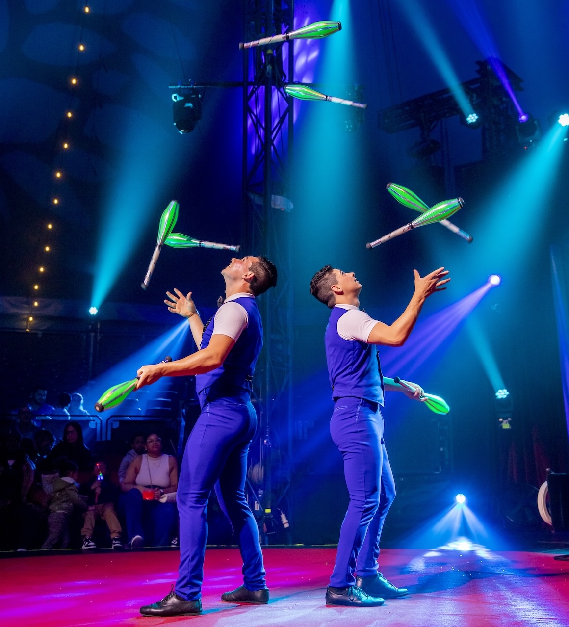 Venardos Circus - DFWChild